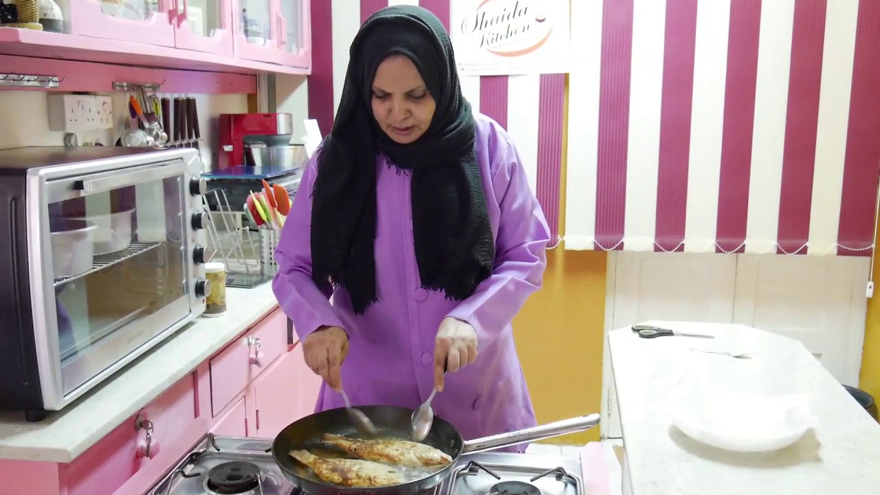 FRY WHOLE CHANGU FISH/ jJINSI YA KUKAANGA SAMAKI - YouTube