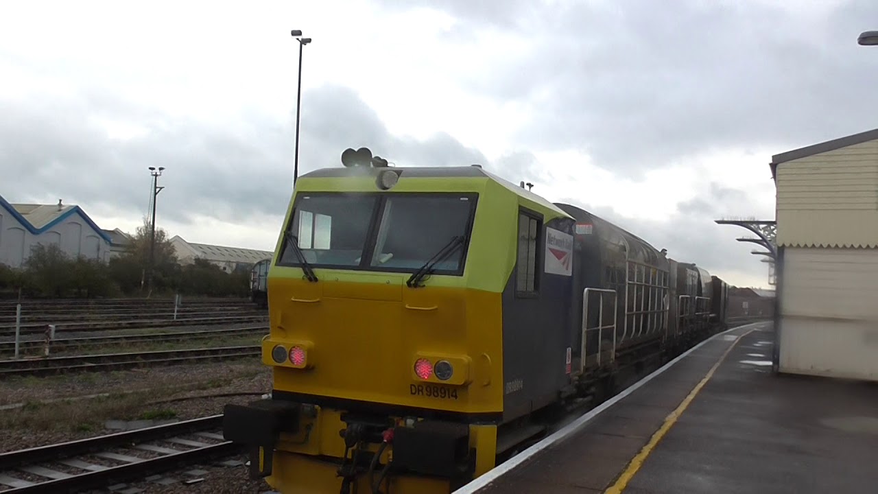 Network Rail DMU's no's: DR98964-DR98914 @ Eastleigh {3S80} 07/11/2017 ...