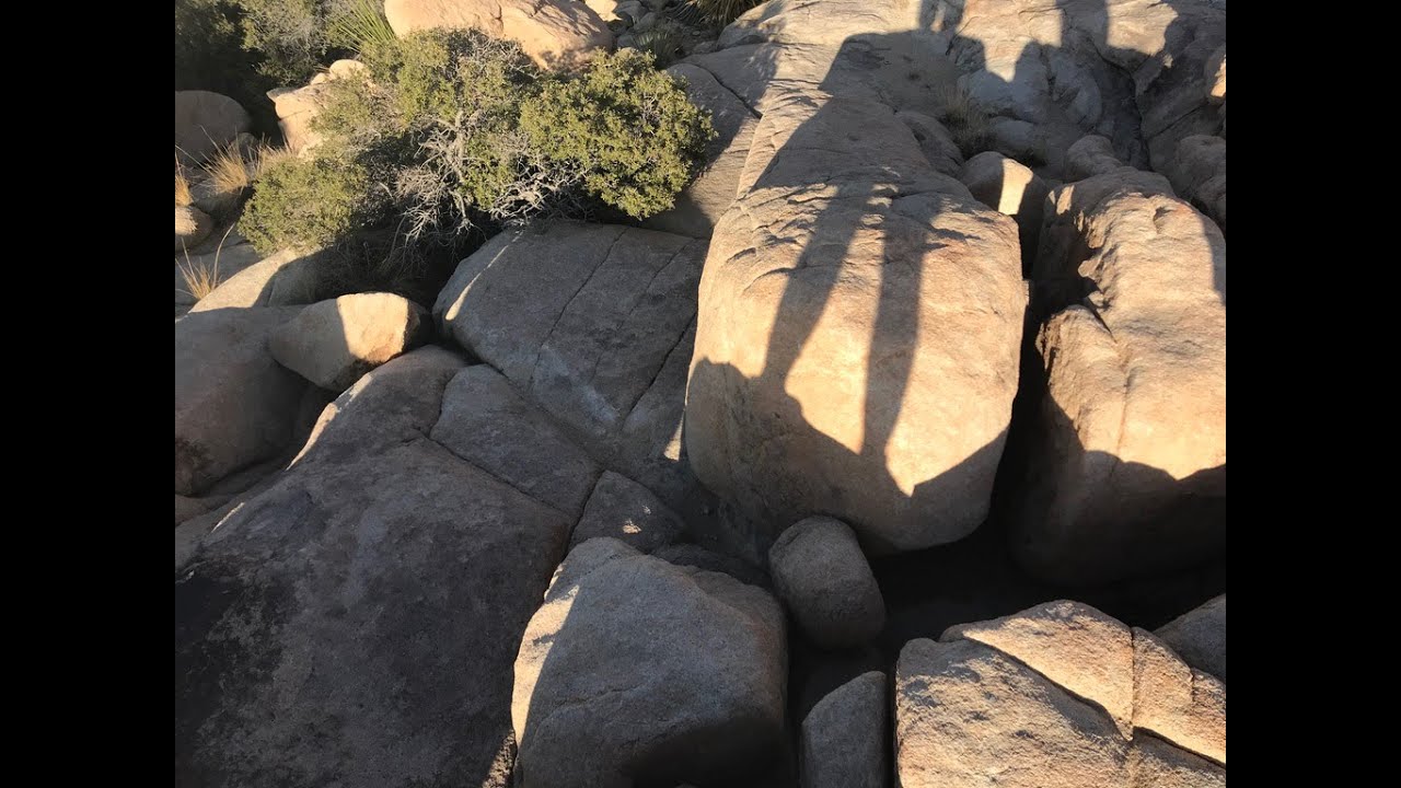 Finding Split Rock at Joshua Tree - YouTube