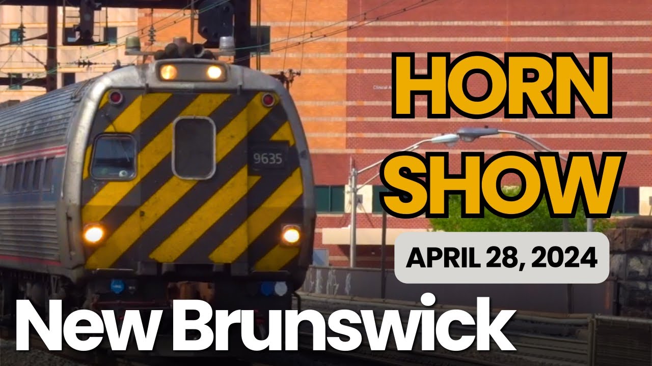 Amtrak Keystone 660 ROARS Through New Brunswick - Metroliner Cab Car ...
