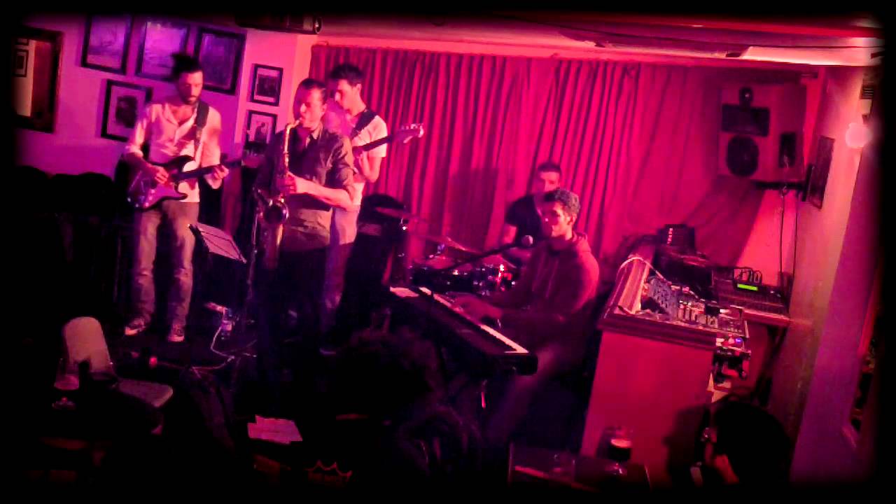 Bedroom Window - Sean Haefeli @ Hoxton Jam - YouTube