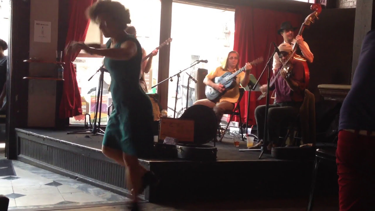 Dallas Rag - Miss Moonshine Buckdances with Slick Skillet Serenaders ...