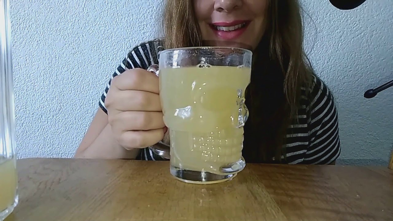 ASMR | Drinking Sounds (Apple juice) *No talking* - YouTube
