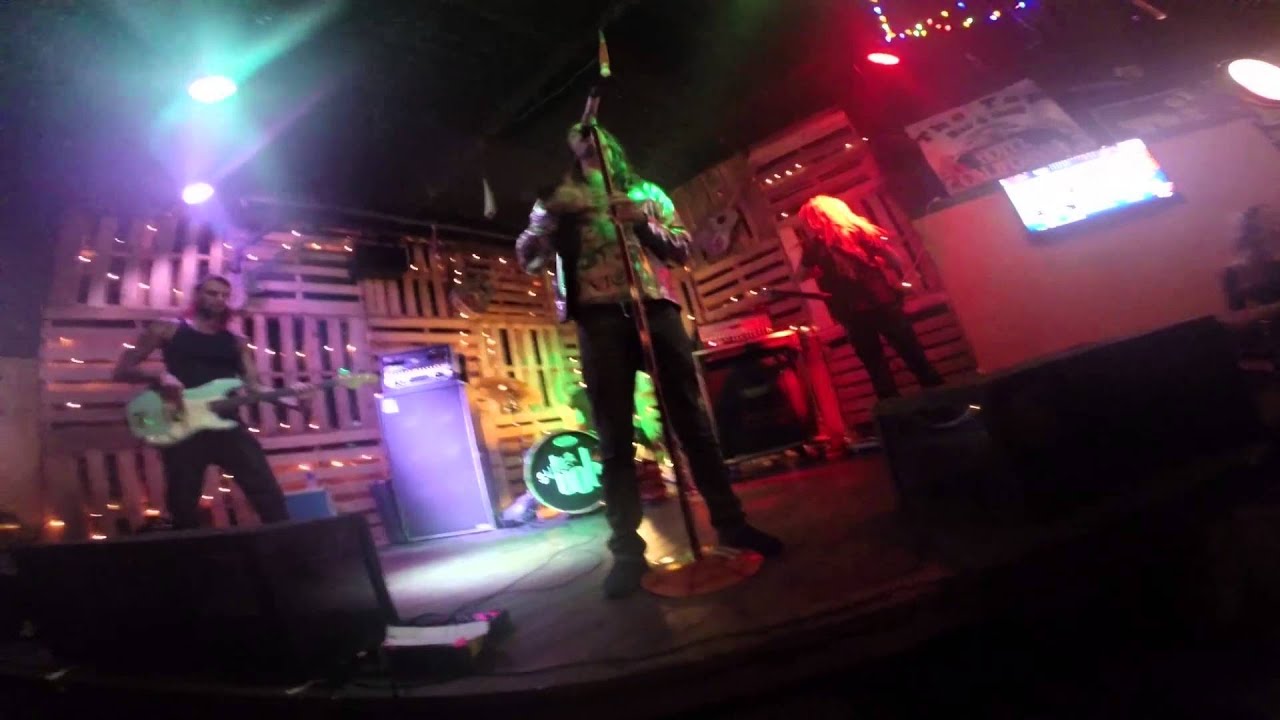 Super Bob (live in Jackson, TN) - YouTube