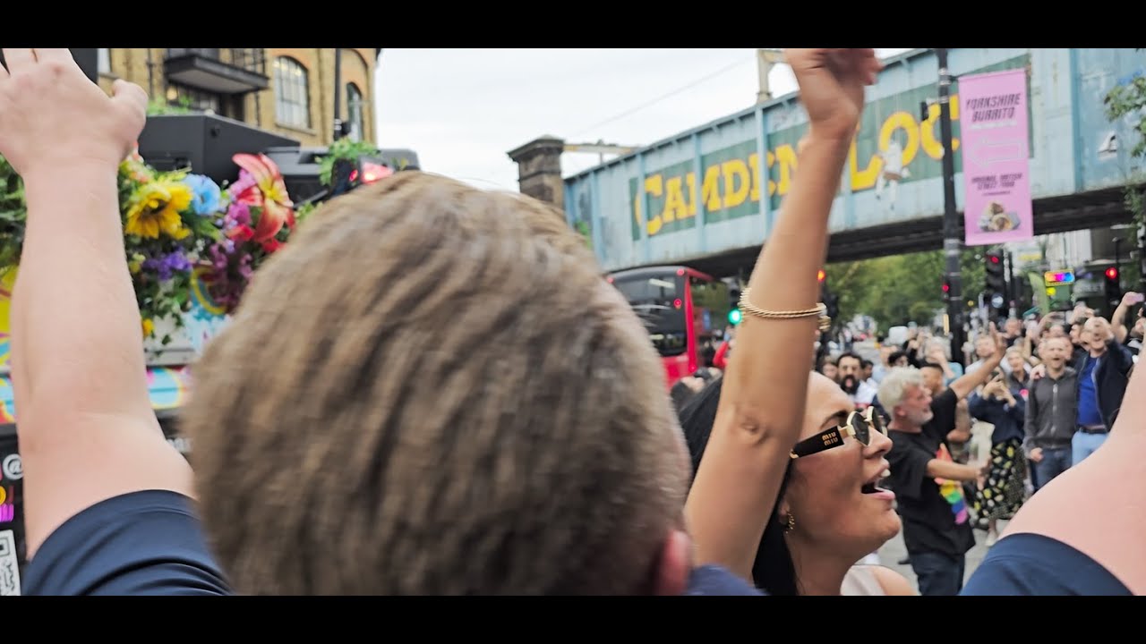OASIS *** CAMDEN LOCK Summer 2024 *** London Street Celebration *** Don ...