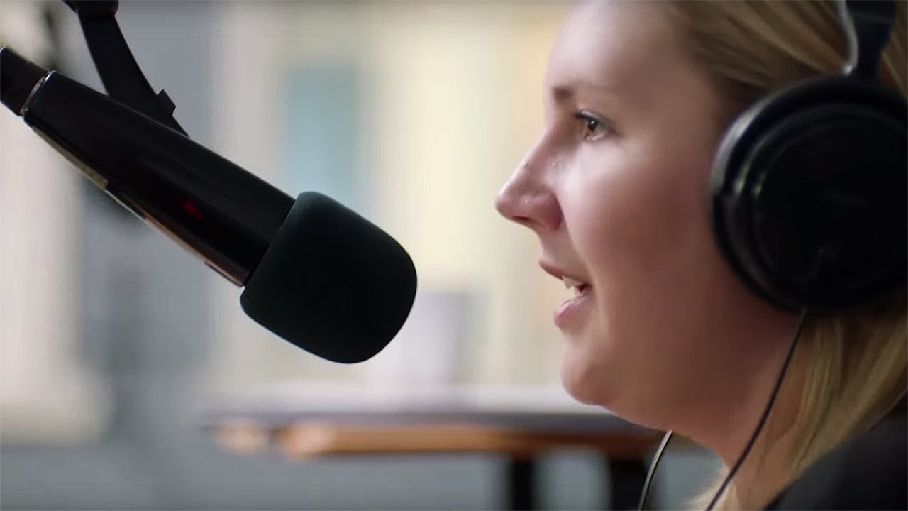 Be the journalist who tells our story - YouTube