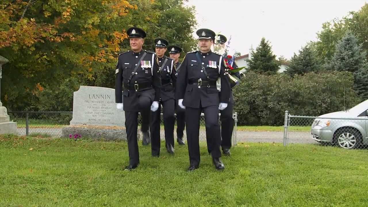 VPD Officer Honours a Fallen Member: by Constable Bill Taylor - YouTube