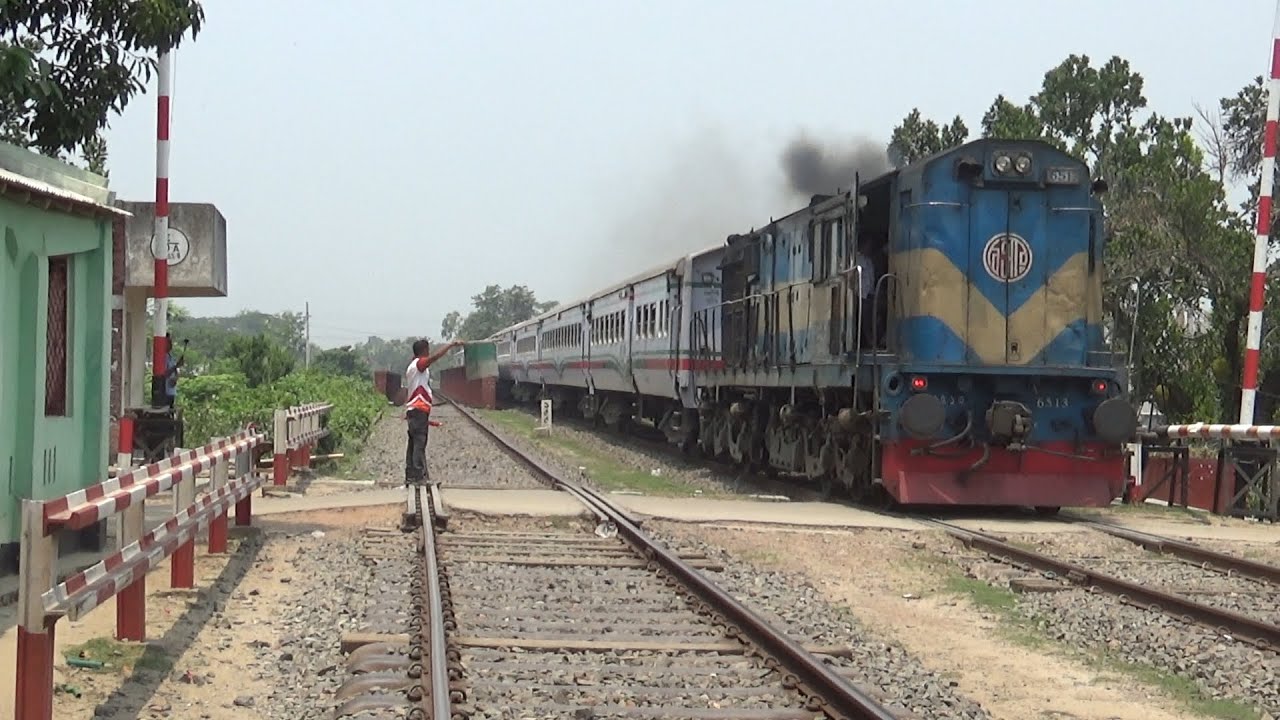 Rupsha Express Train heading towards by Alco Wdm3am 6513 Alamdanga Lal ...