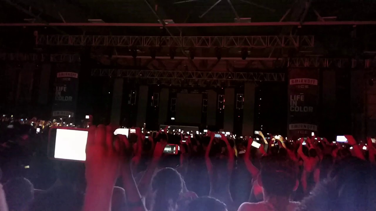 Steve Aoki Life in Color COSTA RICA 2018 - YouTube