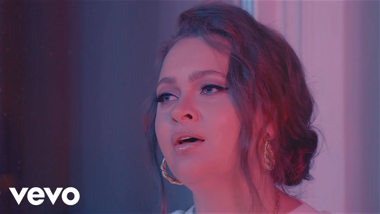 KRISTII - Blue (Official Video) - YouTube