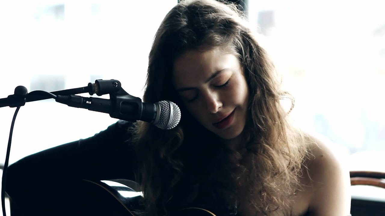 Hannah Cohen performs "Fantasy" for The Line of Best Fit - YouTube