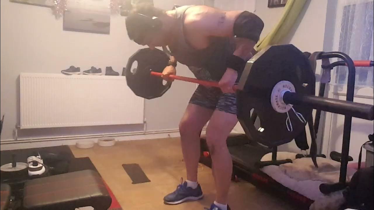 Barbell row 61kg x 15 - YouTube