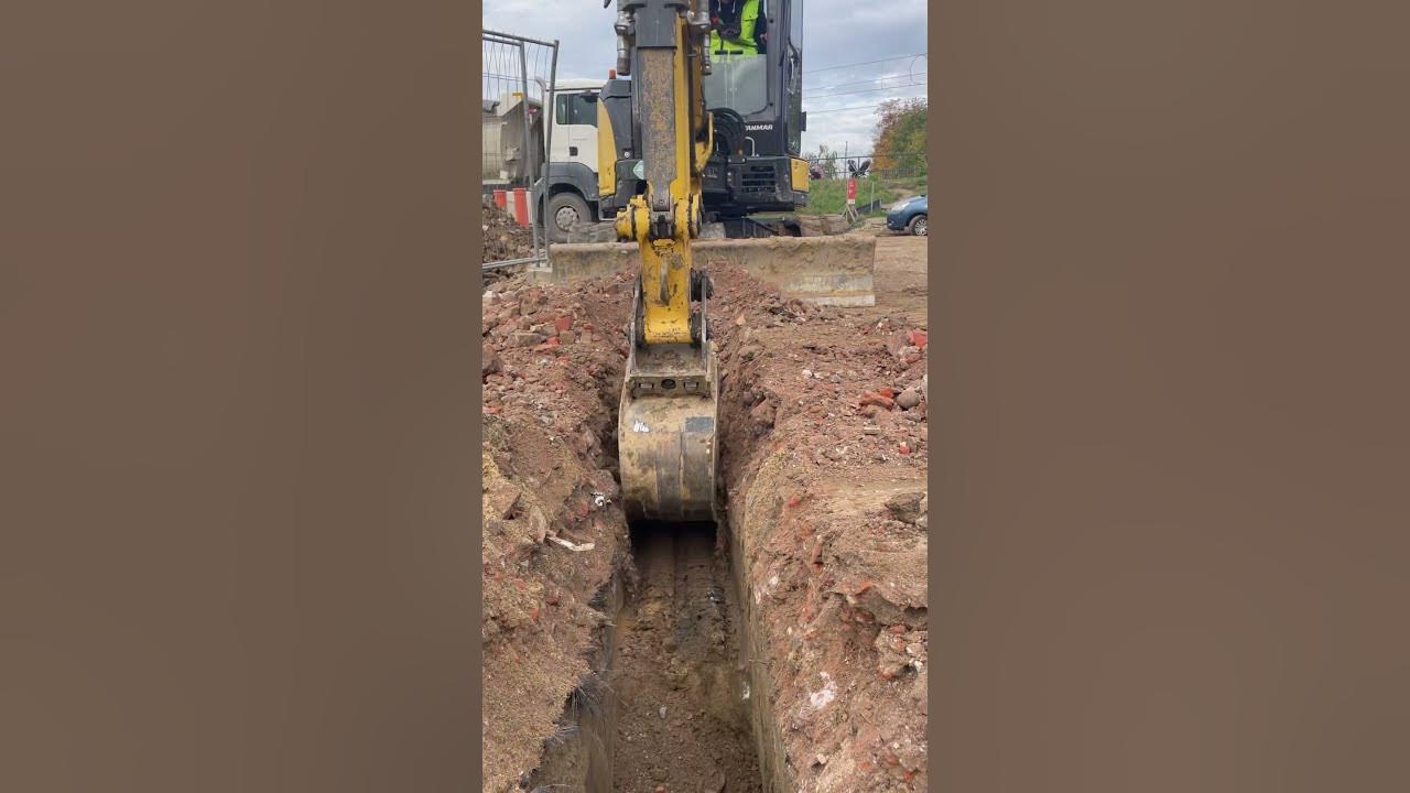 Dig the cable trench #menswork #electrical #tractor #construction # ...