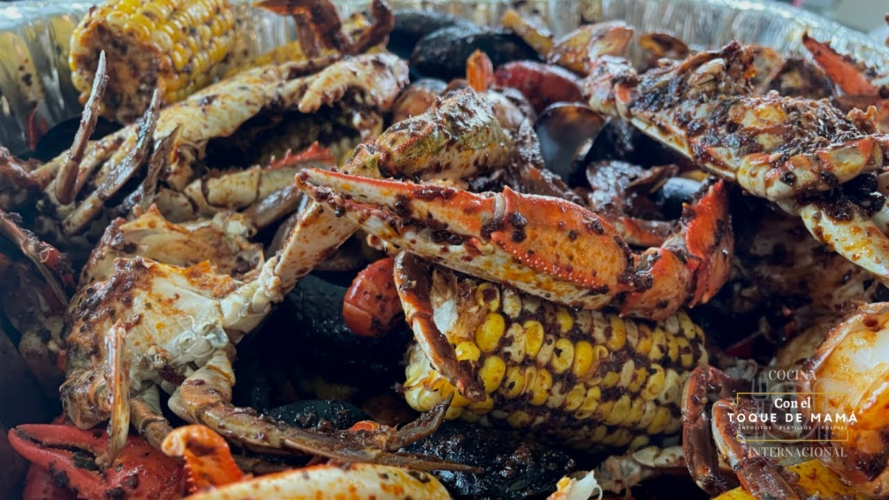 Mariscos Estilo Louisiana - YouTube