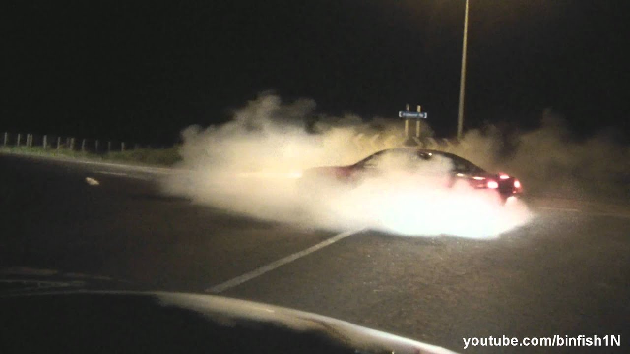 DX - R32 - S14 skids and shizz - YouTube