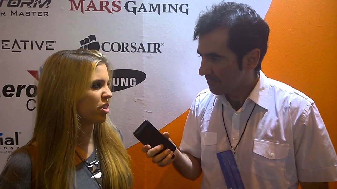 Entrevista Elena Minervae MGW 2014 - YouTube