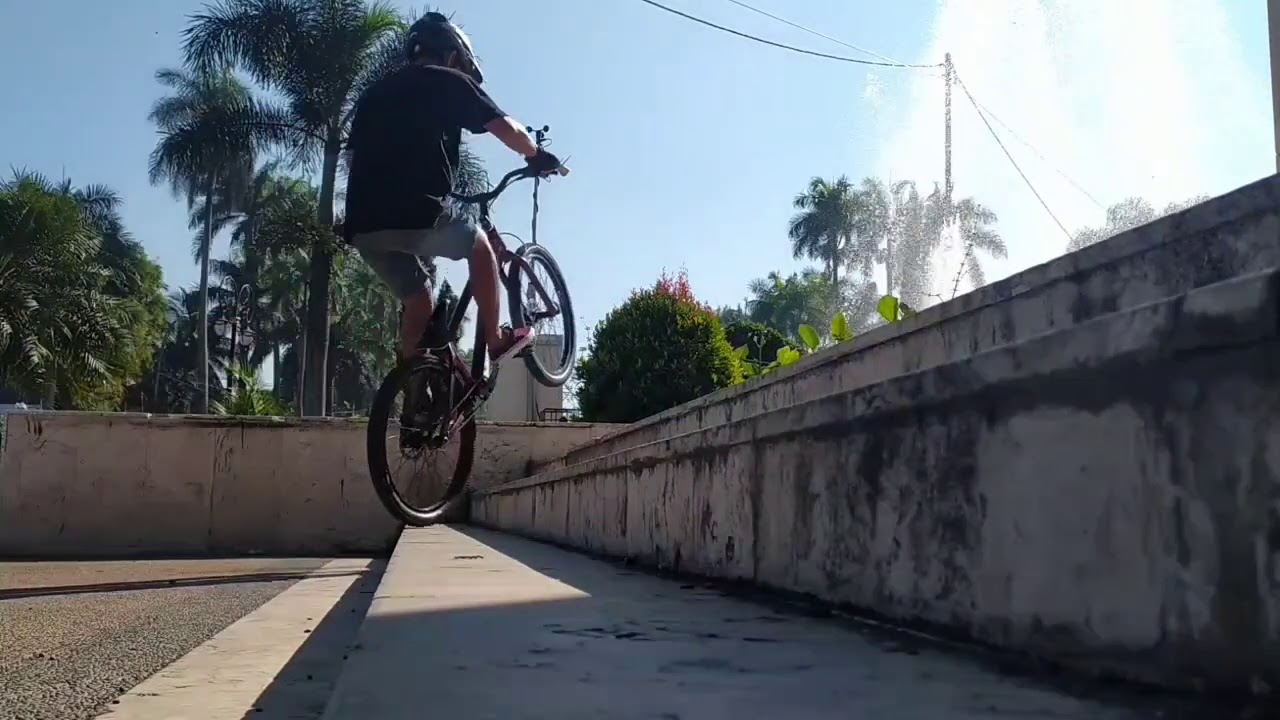 Street trial - YouTube