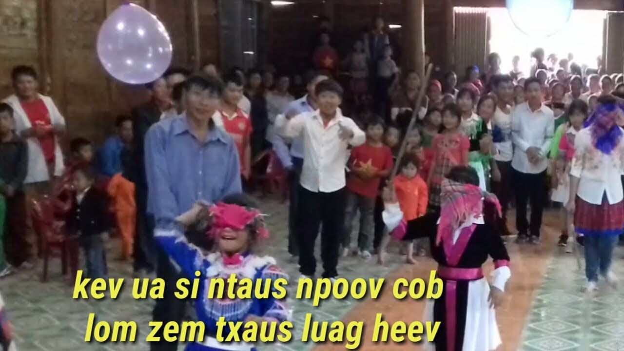 Kev ua si ntaus boov lom zem thiab zoo luag heev - YouTube