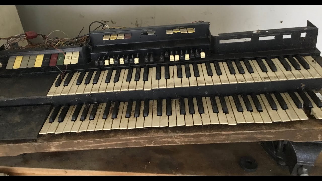 Scrapping an electric organ for lots of tin/shred, copper wire, and ...