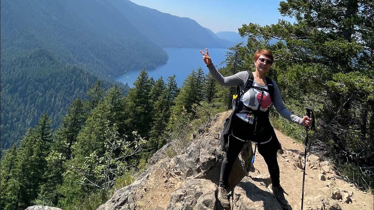 Hiking again / Climbing the Mt king storm at lake crescent / very hard ...