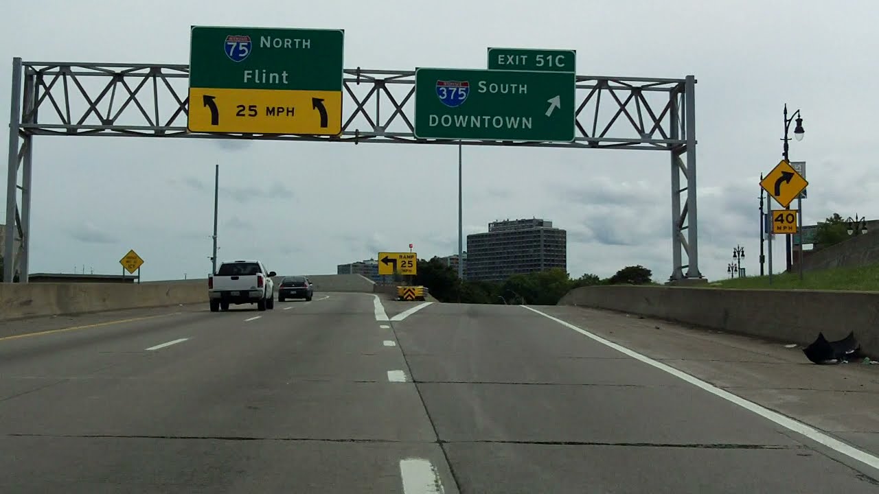 Detroit Inner Loop Freeway clockwise - YouTube