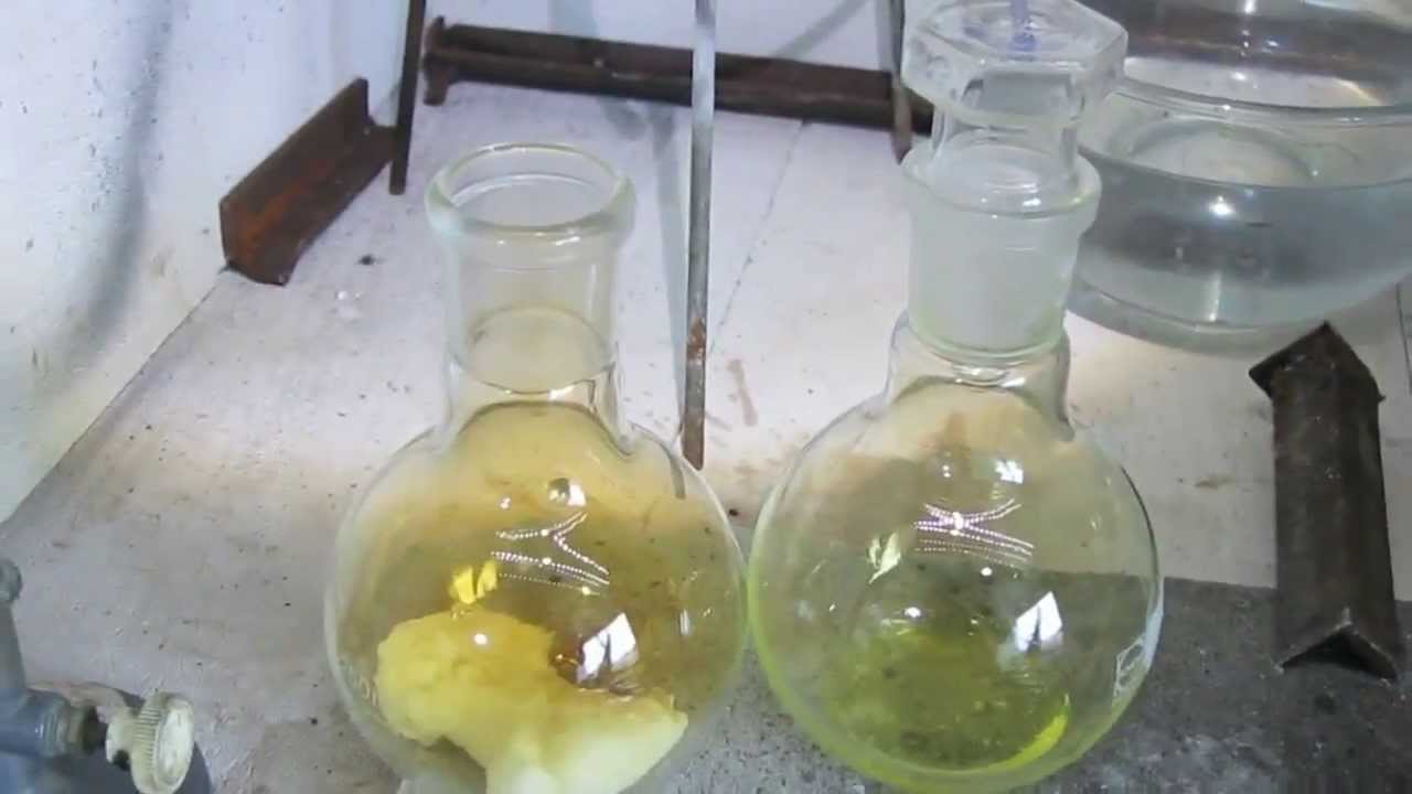 HNO3 distillation from KNO3 + conc. H2SO4 - YouTube