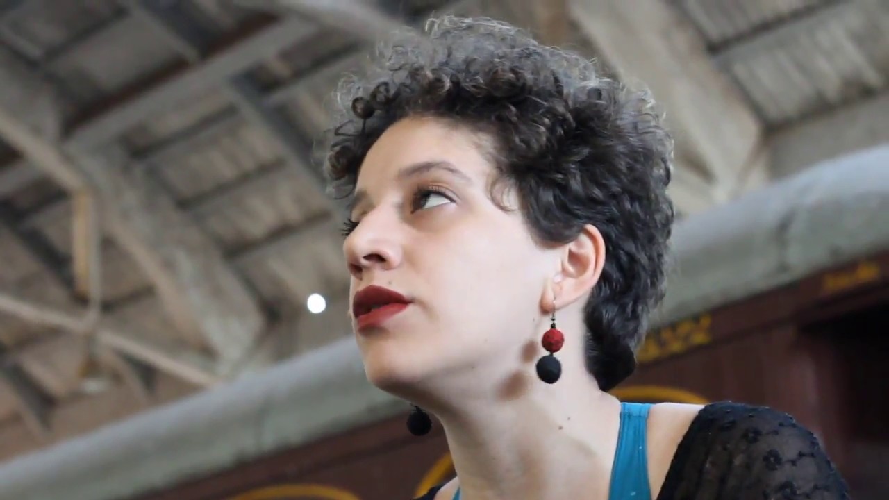 Entrevista com Luiza Romão #MulheresnoSlam - YouTube