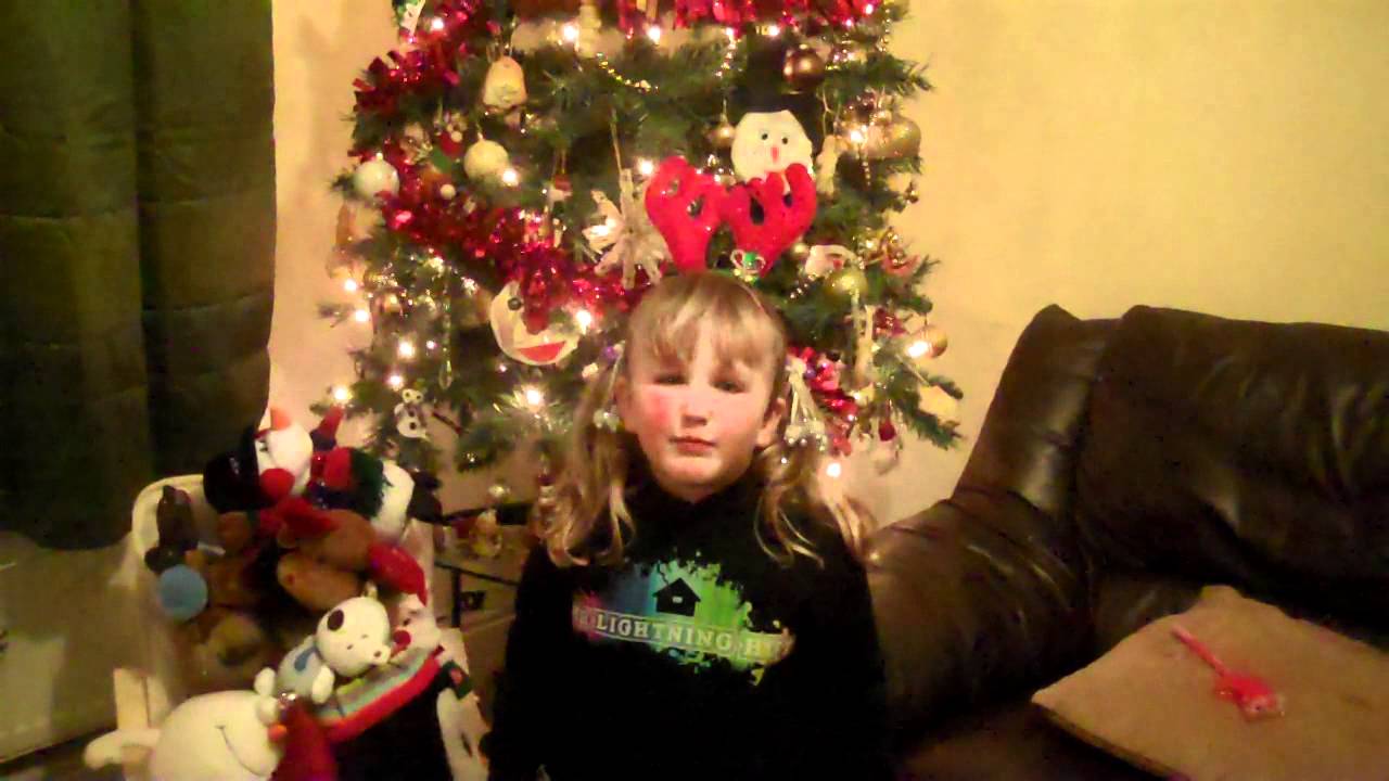 Libby singing.MP4 - YouTube