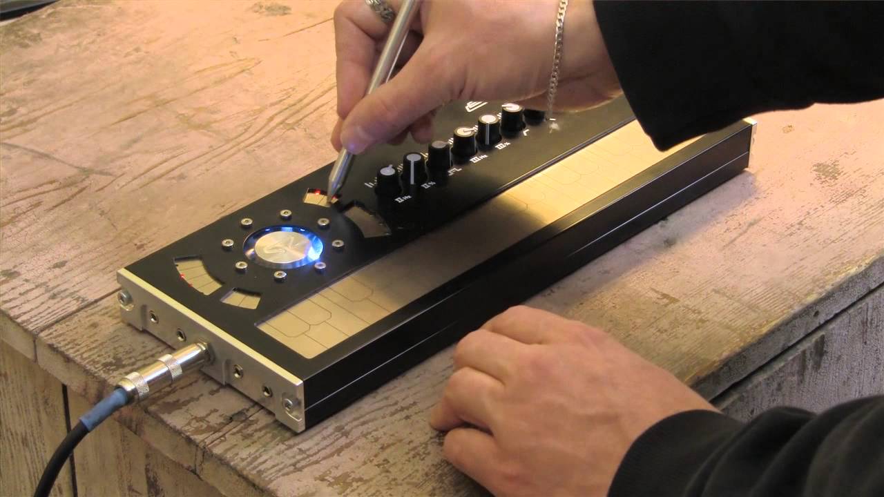 The Dubreq Stylophone S2- Part 2 - YouTube