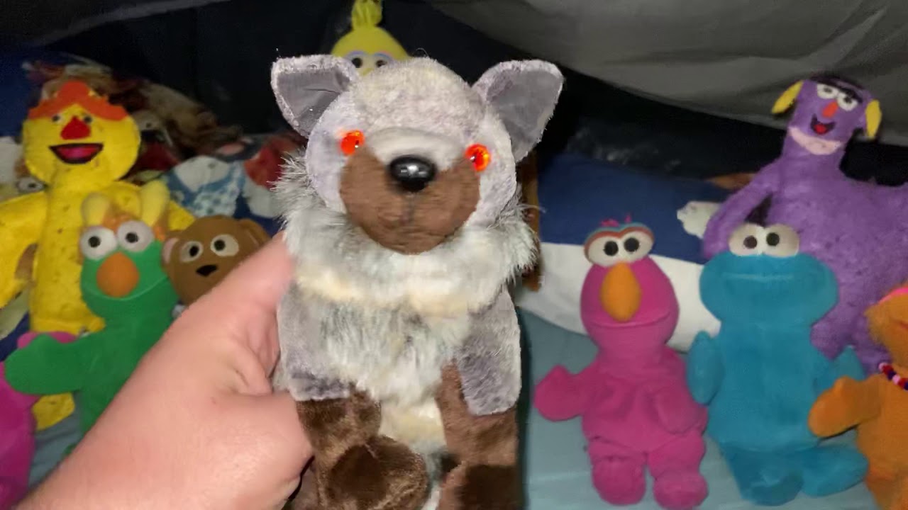 Sesame Street Muppets Sing Between - YouTube