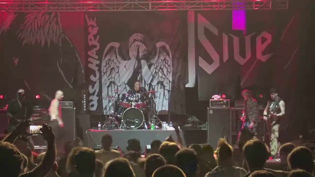 Discharge Live Full Concert 2021 - YouTube