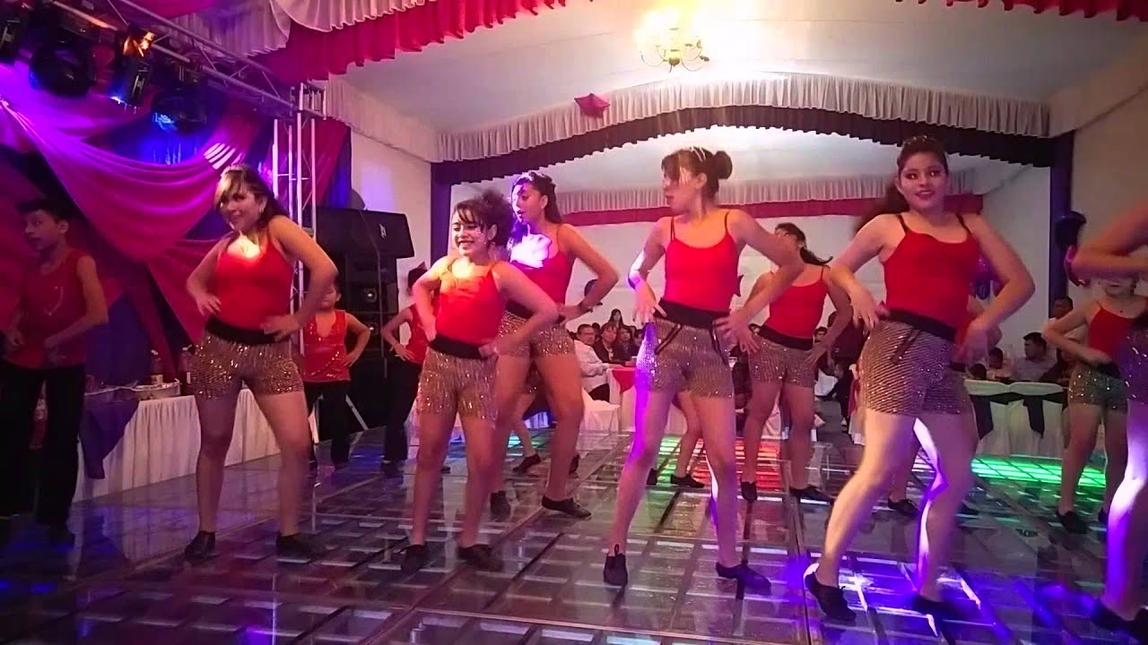Me Encantas-Academia Ana Sabina - YouTube