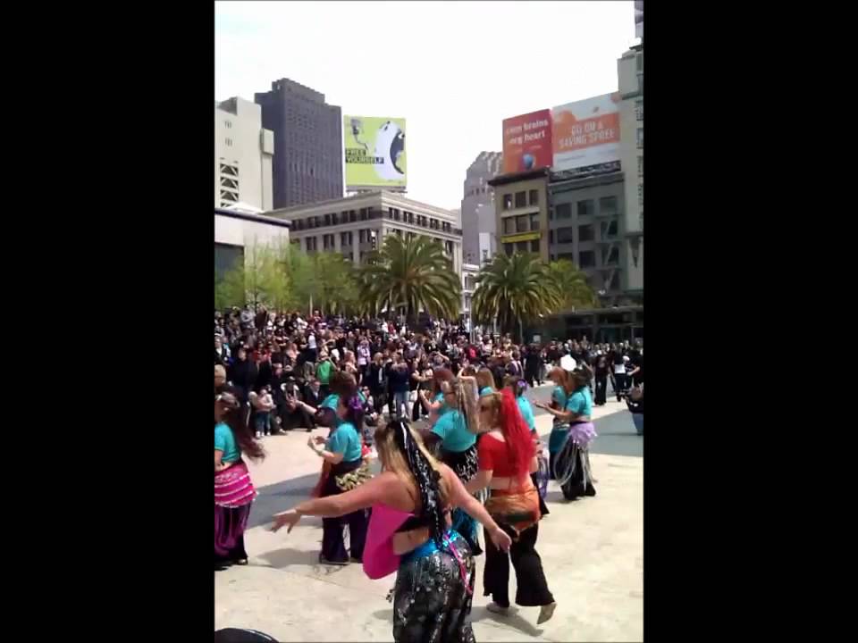 One Dance Flash Mob in Union Square - YouTube