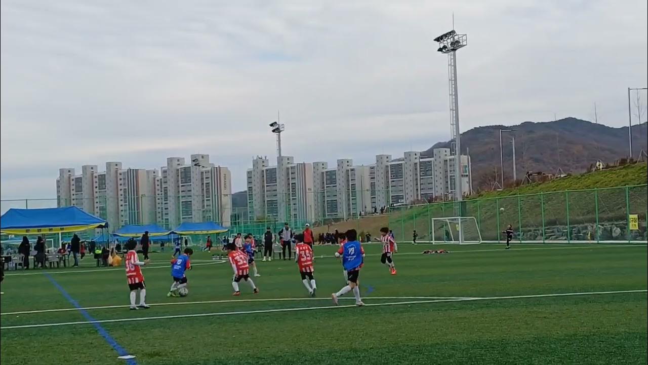 24.11.17 음성 키파컵 이리동 U-9 vs 축구의신FC U-9 전반 - YouTube