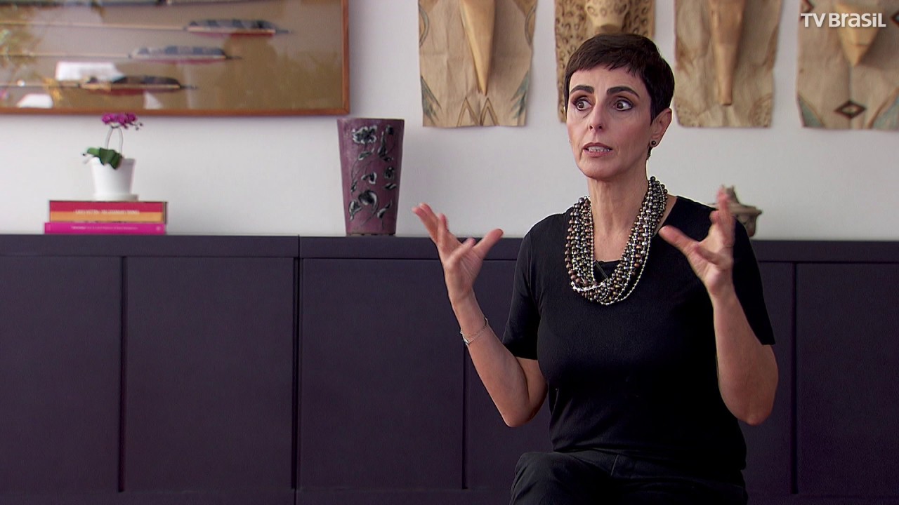 "A moda desperta as pessoas para muitas questões", diz jornalista ...