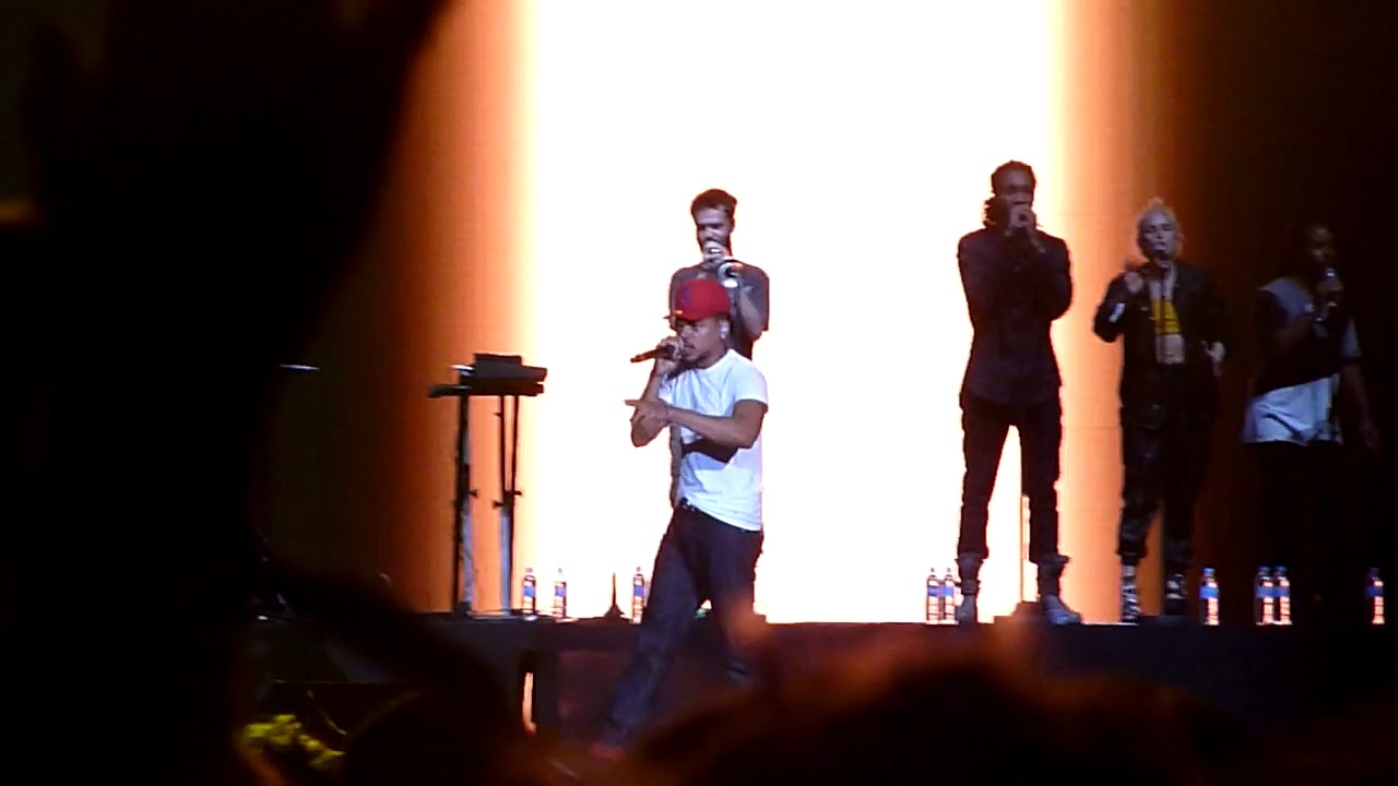 Chance the Rapper - "Ultralight Beam" (Kanye West cover) live ...