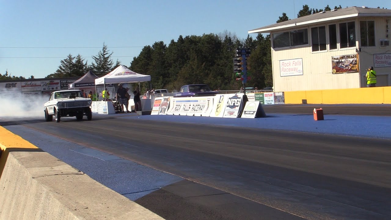 Vintage Drag Racing with the Brew City Gassers at the 2024 Fall-Out ...