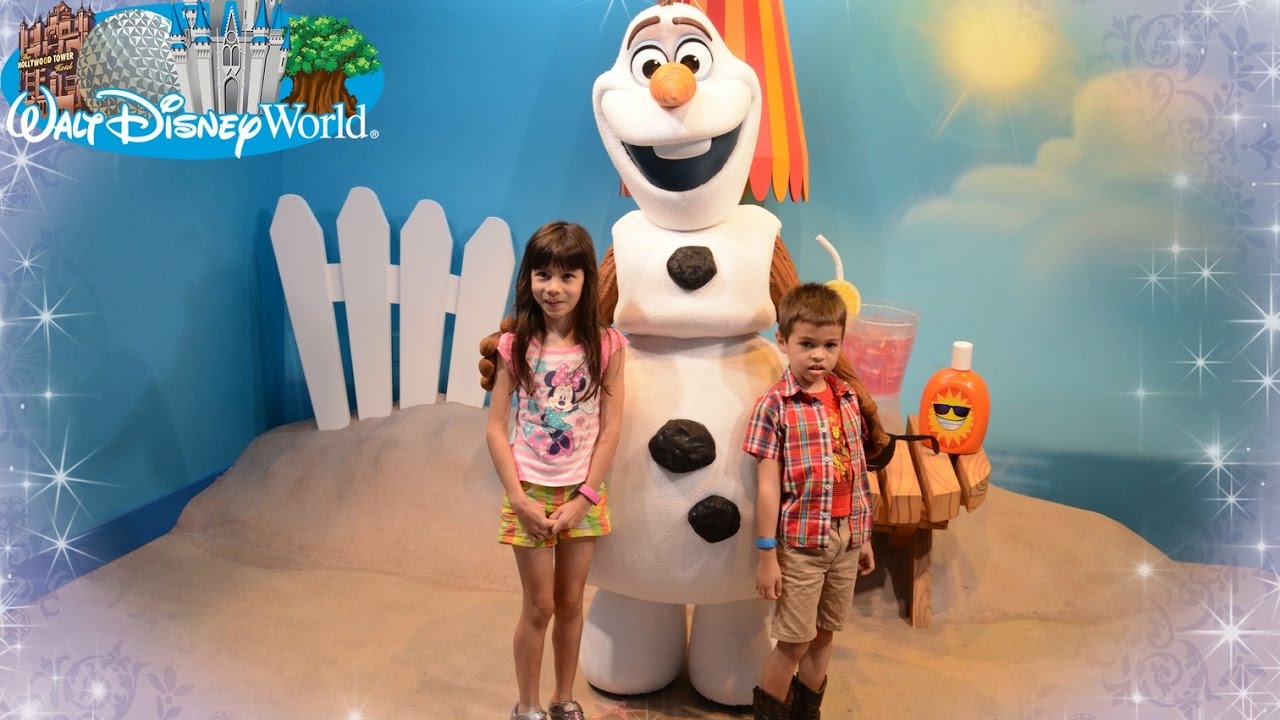 Meeting OLAF of FROZEN Disney In REAL LIFE At Disney World - YouTube