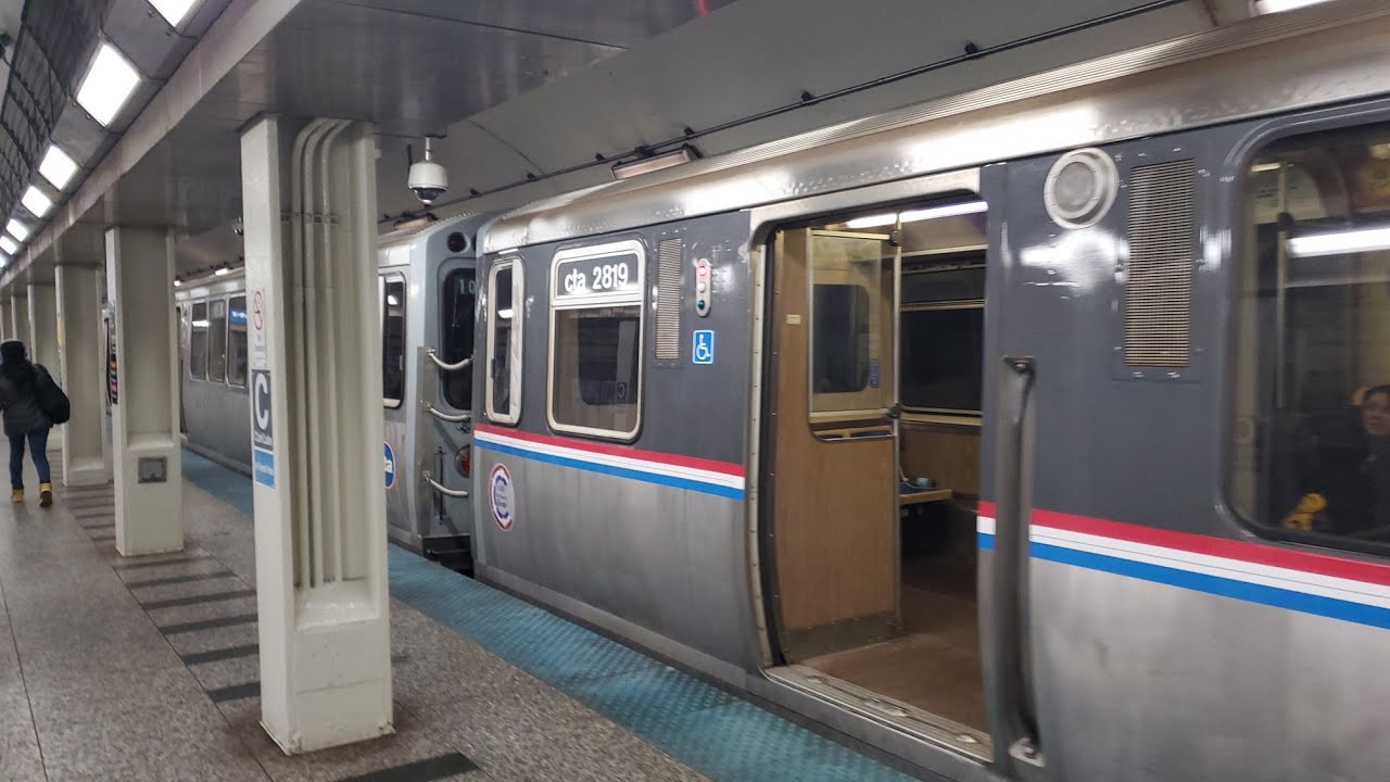 CTA 2600 Series Railcars w/ a 2400 Series Wrap | Budd Company: 1981 ...