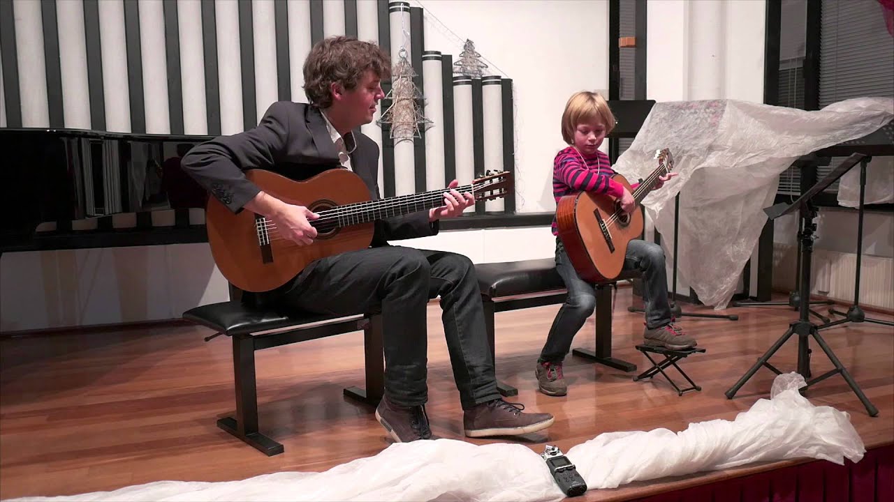When the Saints Go Marching in (Vid Rebec, 7, classical guitar) - YouTube