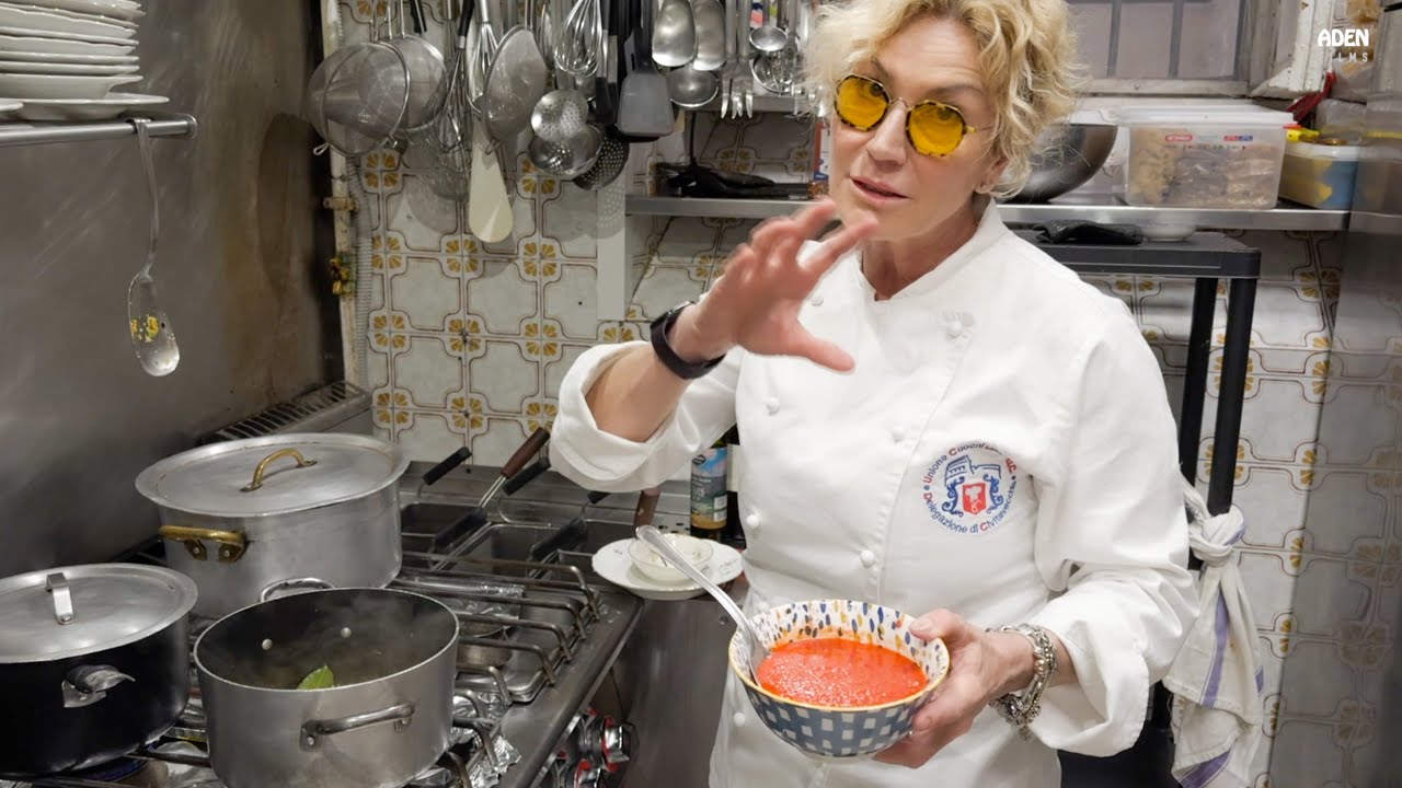 Trippa alla Romana - Italian Chef shares Recipe - Food in Rome - YouTube