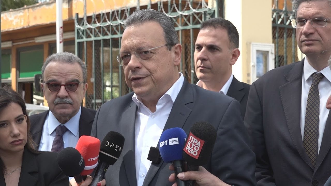 O Πρόεδρος του ΣΥΡΙΖΑ-ΠΣ, Σωκράτης Φάμελλος, επισκέφθηκε την Εισαγγελία ...