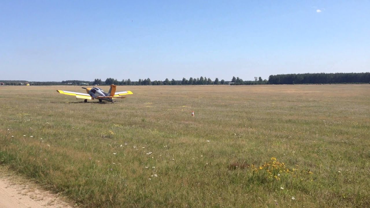 SOCATA RALLYE 235 SP-OBL, lądowanie Lotnisko Korne (EPKO) - YouTube