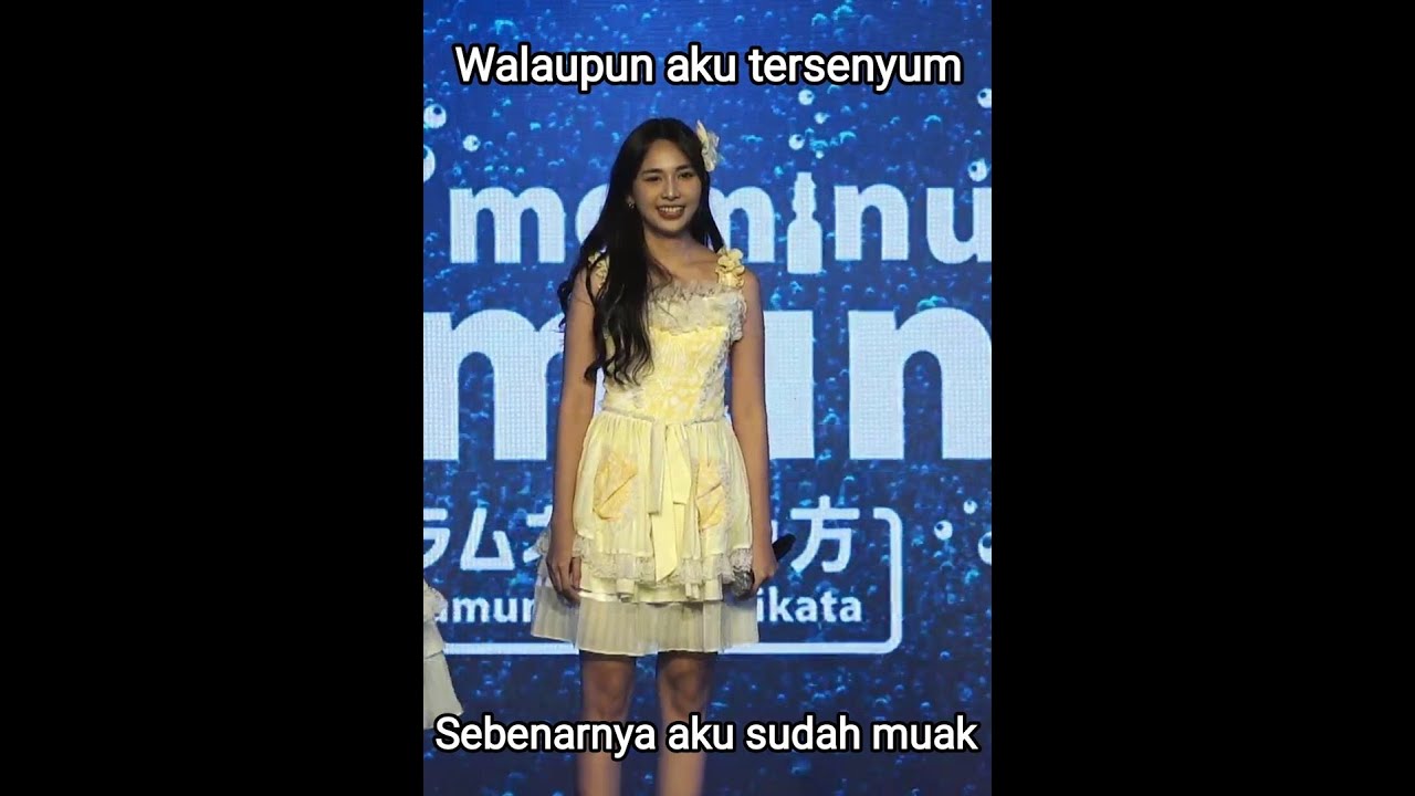 moment gita diminta pose kiyowo sama bocil bocilnya WKWKWK #gitajkt48 #jkt48 - YouTube