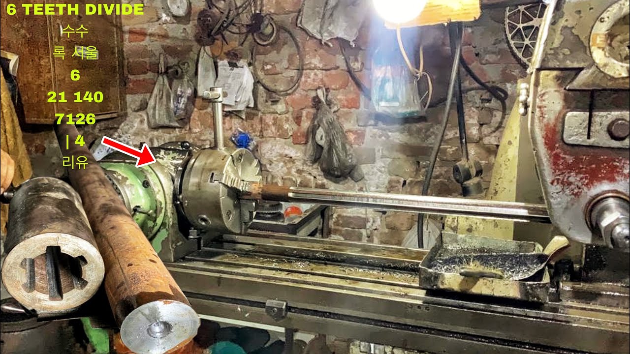 Splines shaft making milling machine ⚙️⚙️#ghaniengineeringwork #shaft ...