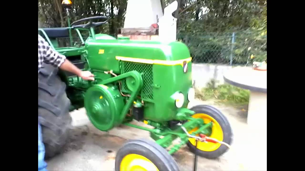 TRACTEUR SOCIETE FRANCAISE DE VIERZON 201 AU DEMARRAGE. - YouTube