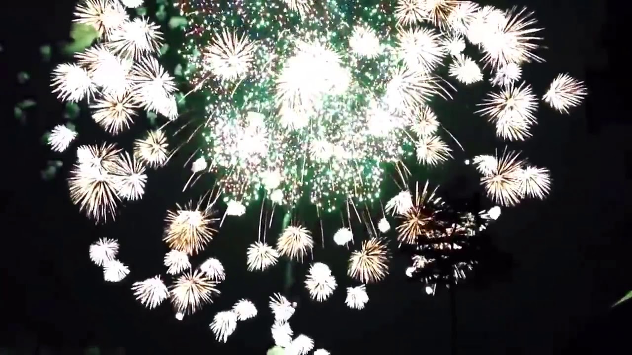 TOP 5 BIGGEST FIREWORK SHELLS - YouTube