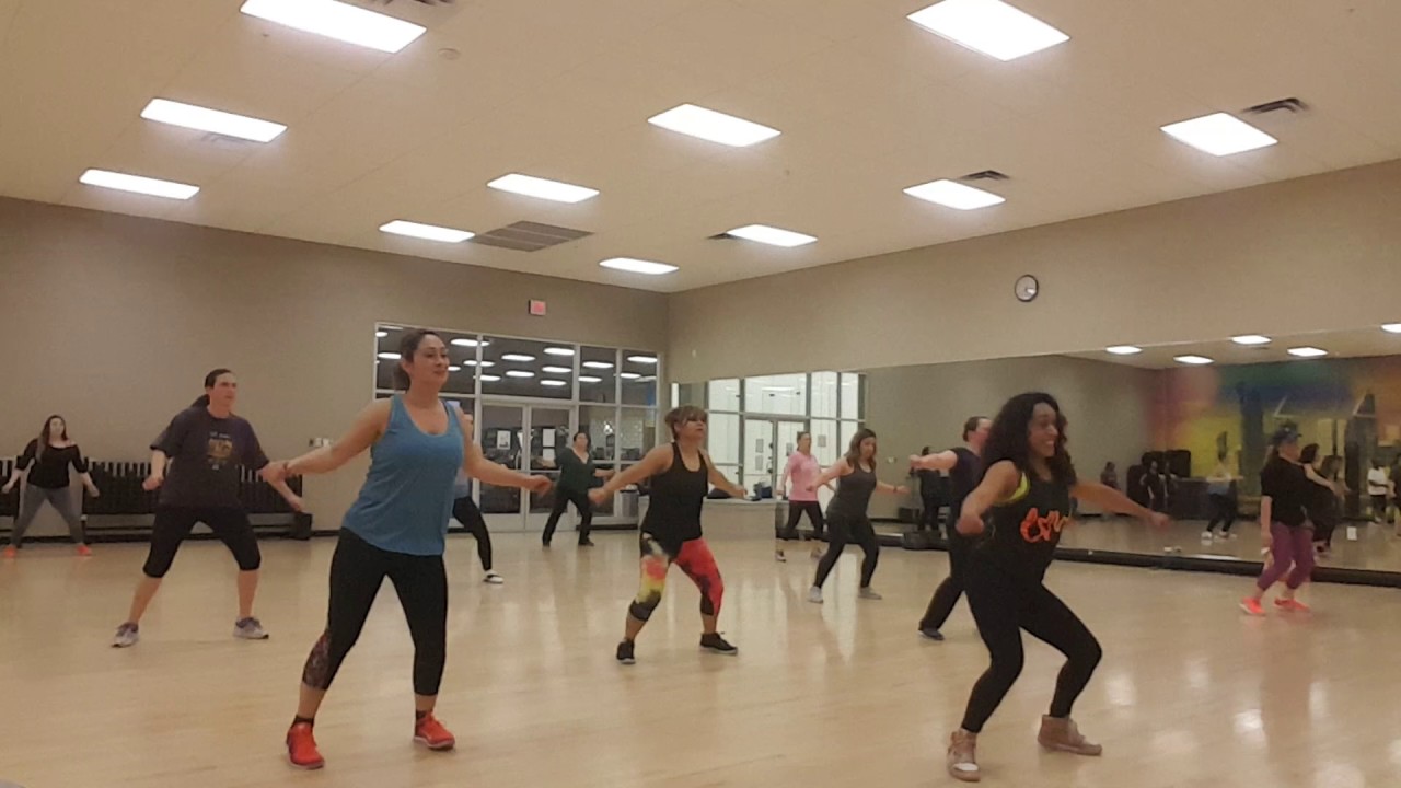 Despacito, choreography by Courtney Ackerman 😉 - YouTube