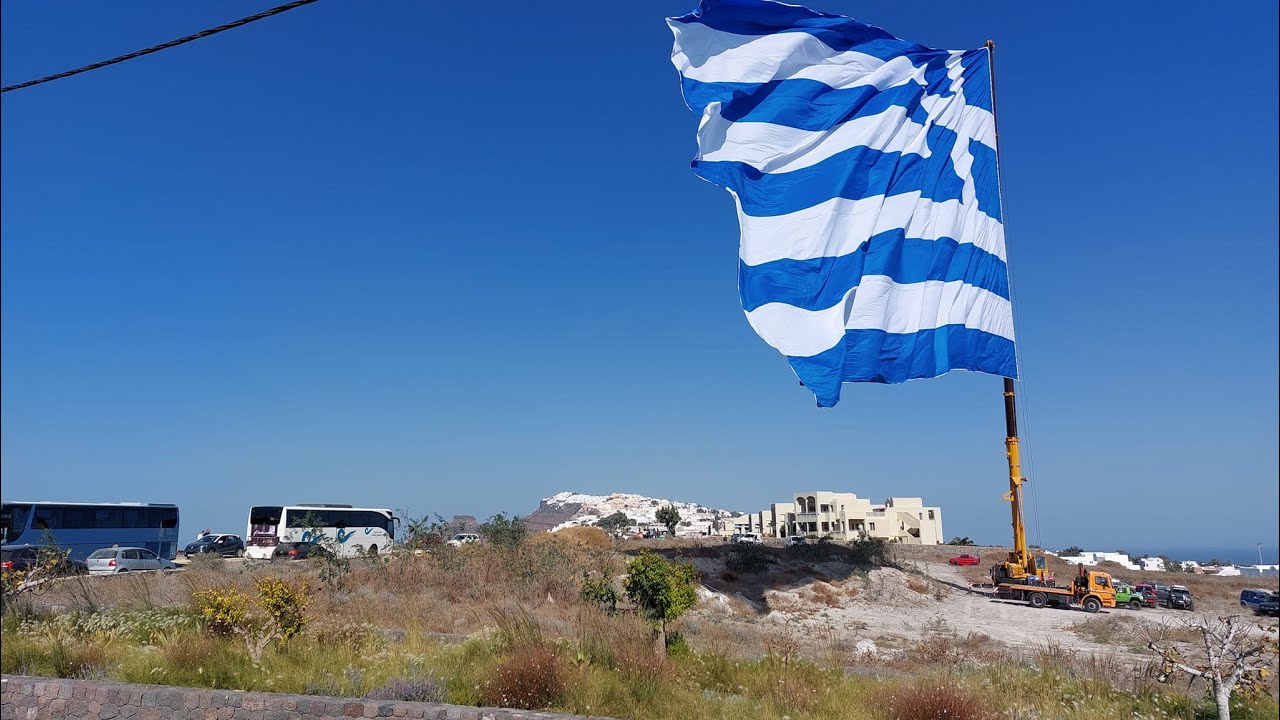 H ΜΕΓΑΛΥΤΕΡΗ ΕΛΛΗΝΙΚΗ ΣΗΜΑΙΑ ΣΤΗ ΣΑΝΤΟΡΙΝΗ 28 10 2022 - YouTube