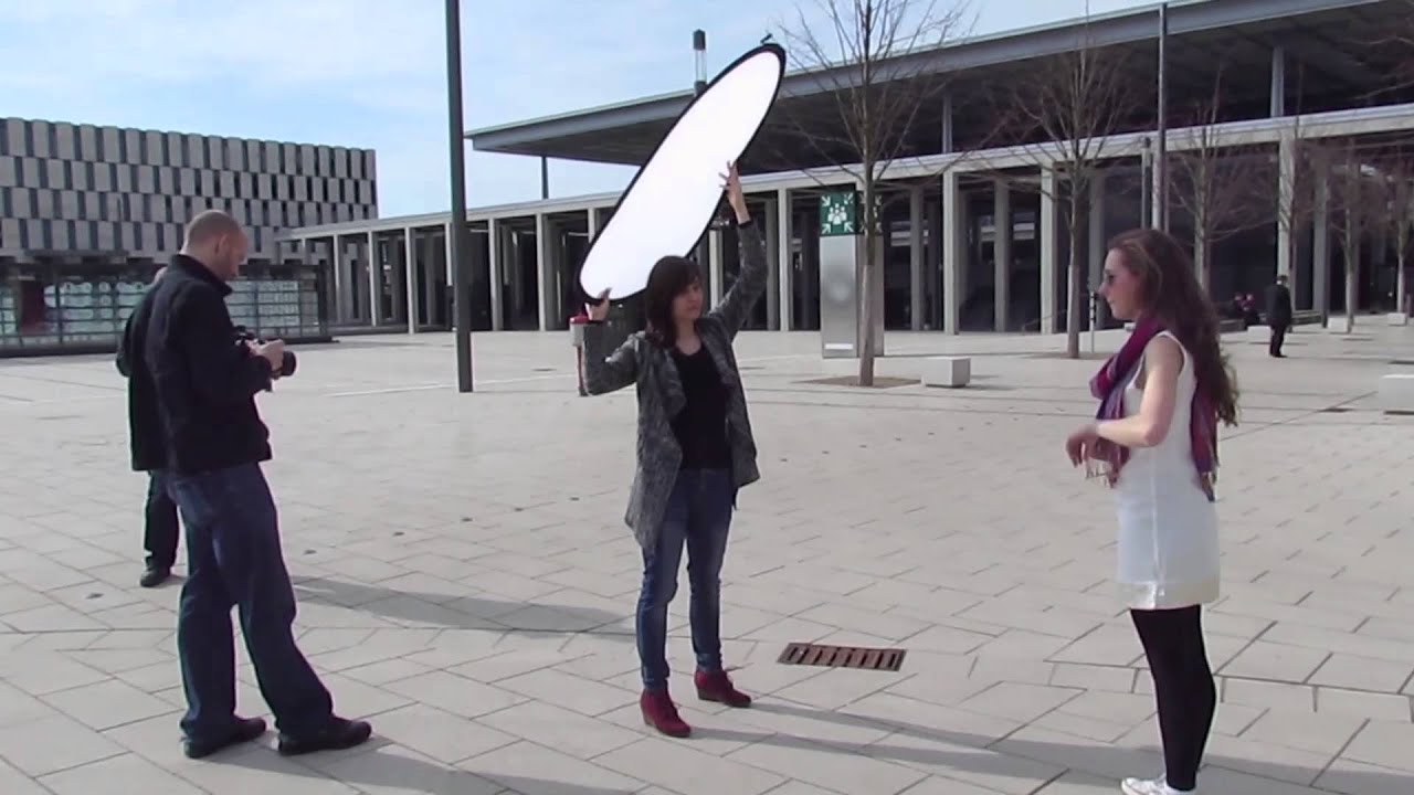 Photo-Shoot am Berliner Flughafen mit Maria Hennig - Making of Video ...